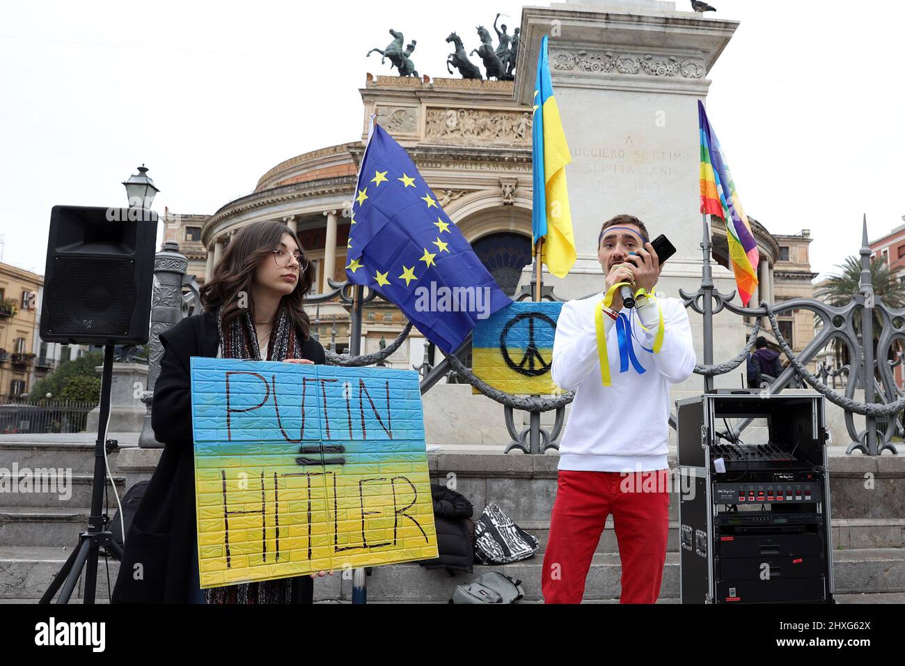 Palermo, Italy. 12th Mar, 2022. in the photo young Sicilians and ...