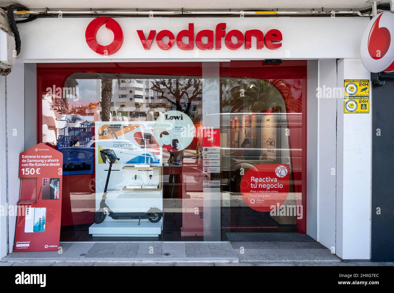Vodafone Kiosk Machine
