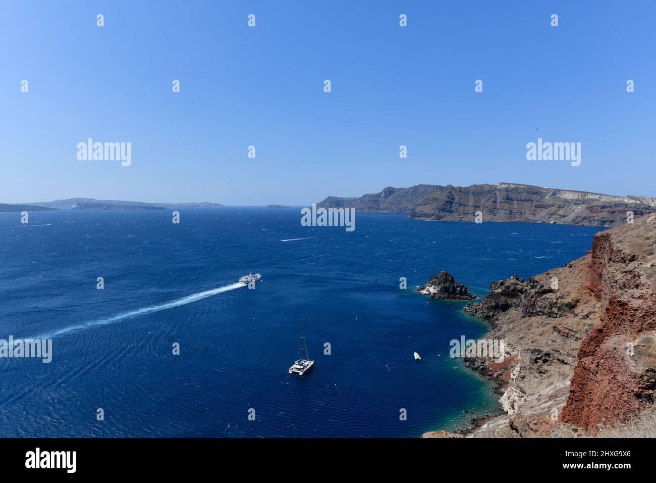 Charming view Oia village on Santorini island, Greece. Traditional ...