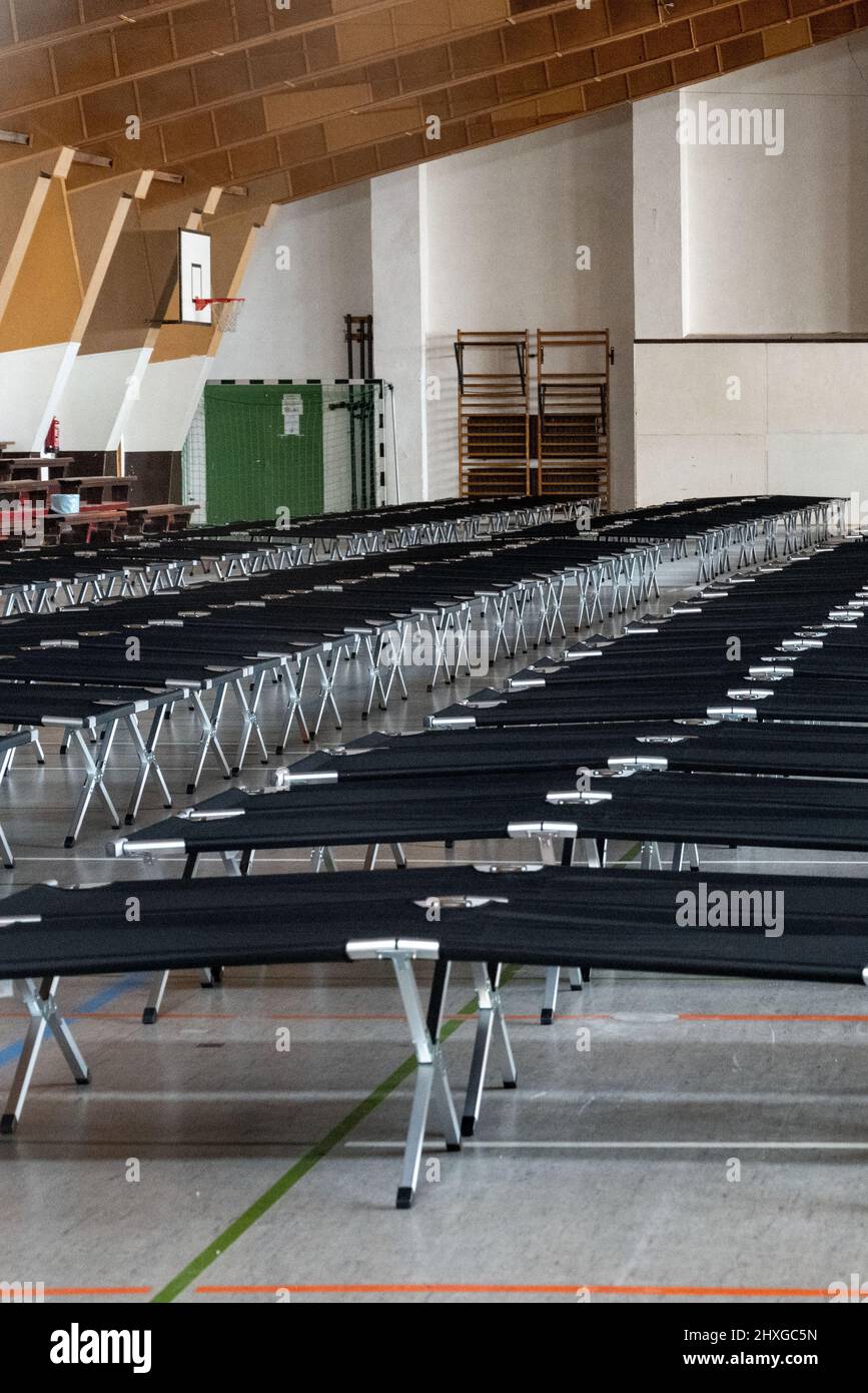 War pane hi-res stock photography and images - Alamy