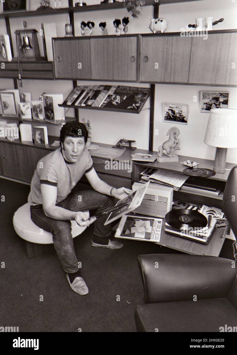 Singer tom jones house hi-res stock photography and images - Alamy