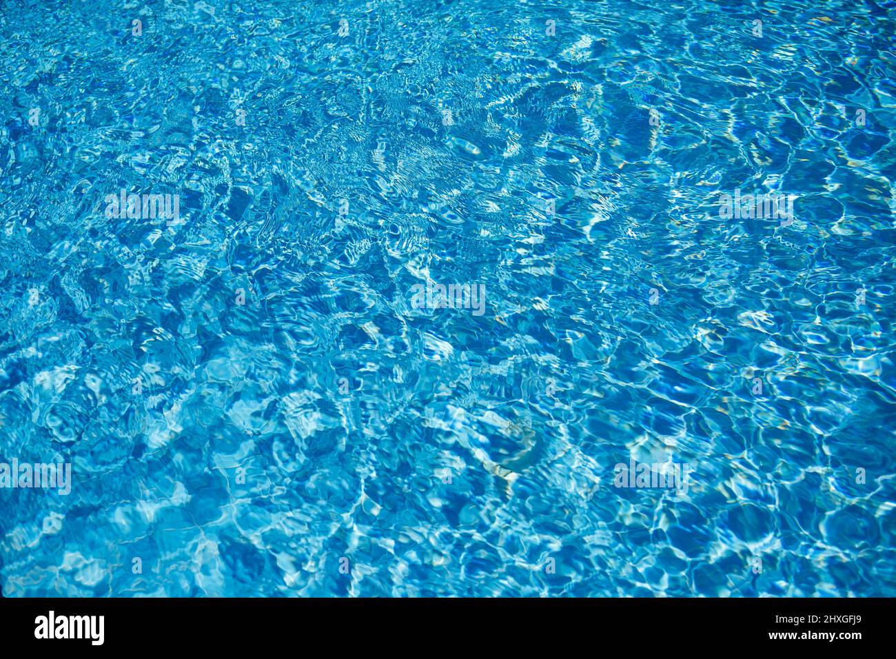 Blue deep pool with chlorinated water, outdoor swimming pool Stock ...