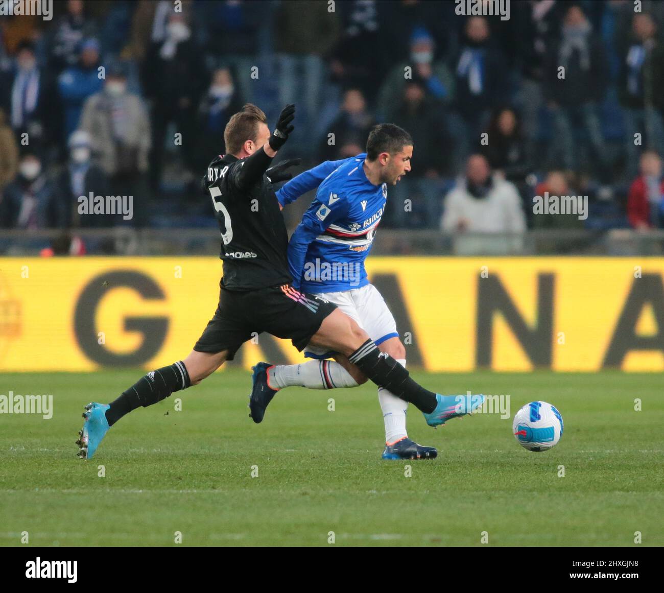 Melo Arthur of Juventus Fc and Stefano Sensi of UC Sampdoria during the ...