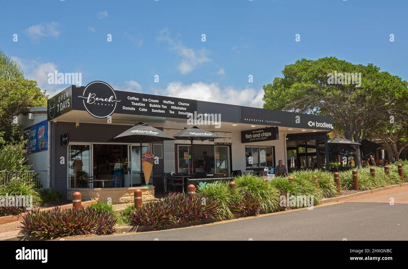 Fish and chip / takeaway food shop / cafe with outdoor dining area ...