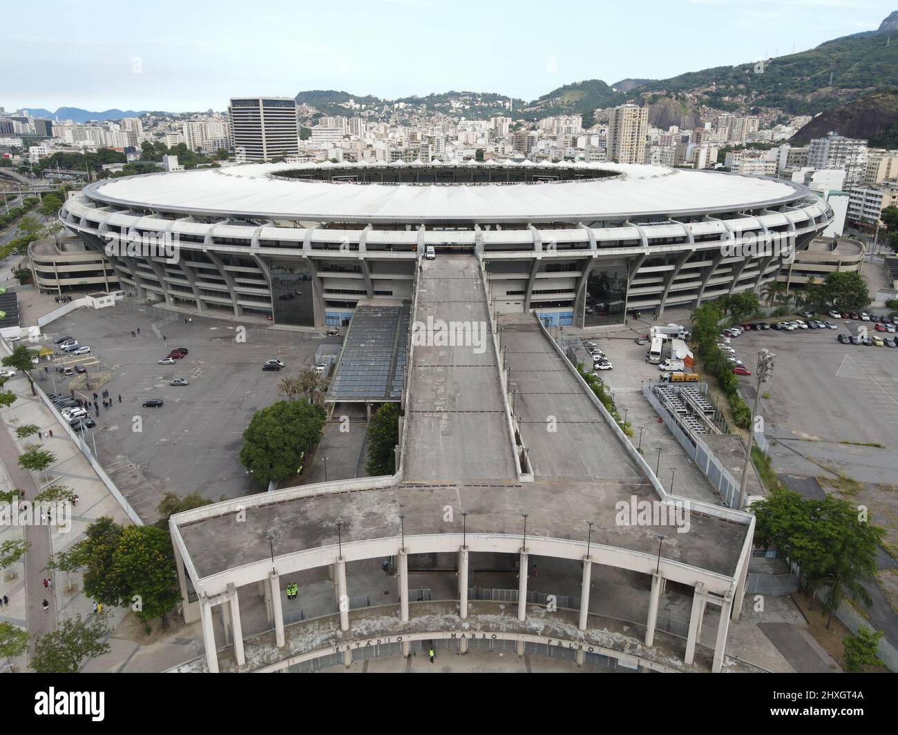 RJ - Rio de Janeiro - 03/12/2022 - MARACANA/NEW LAWN - Aerial view of the Maracana stadium after ...