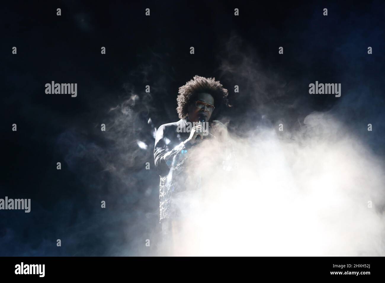 Maxwell performs during Maxwell: The Night Tour held at the Prudential ...