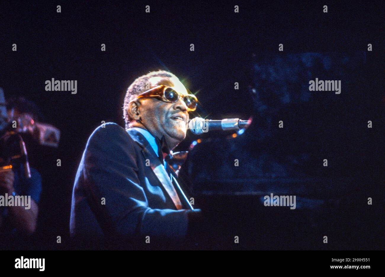 Ray Charles performing at the 1982 Capital Radio Jazz Festival in ...