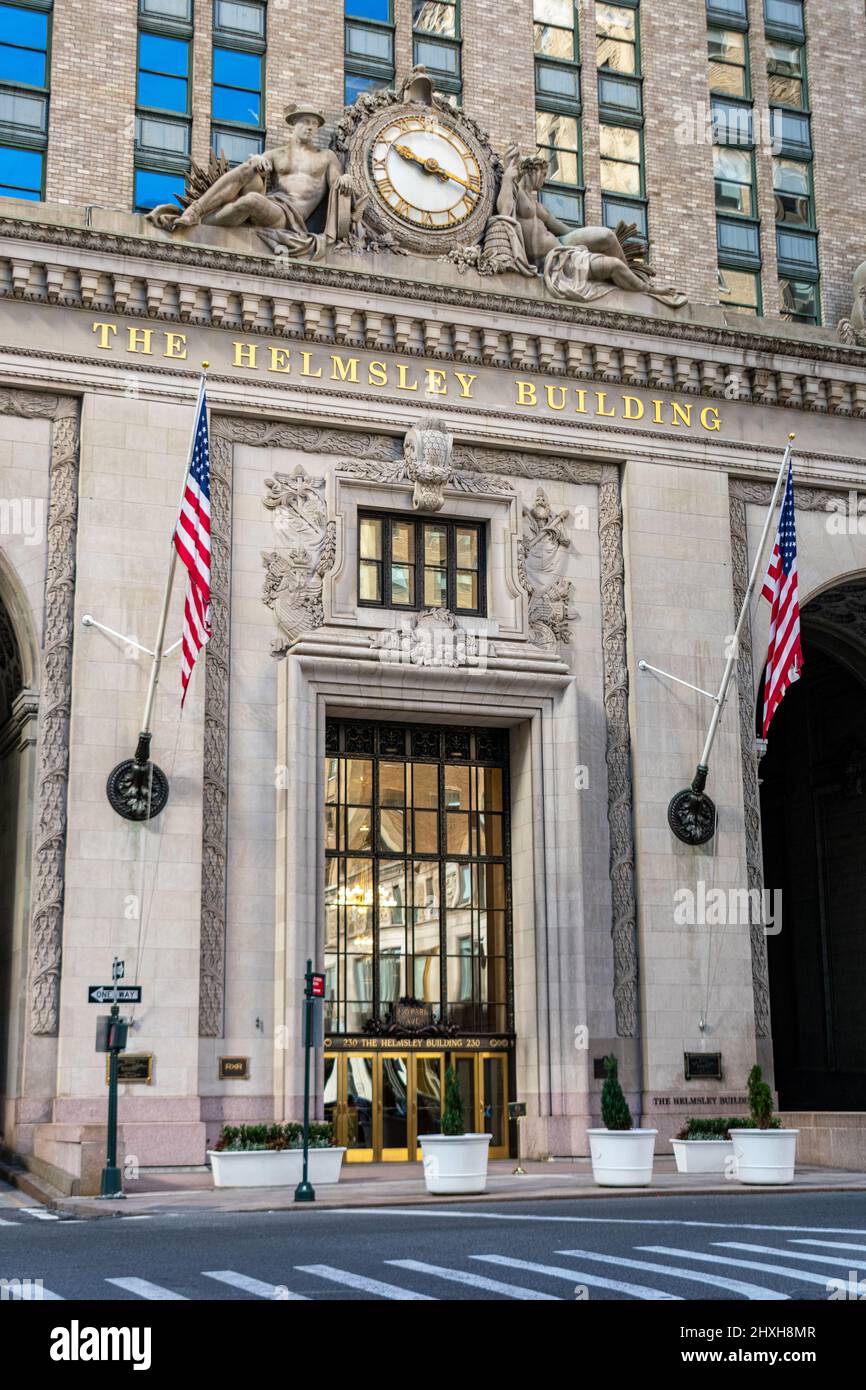 The Helmsley Building with a clock and sculptures over the entrance ...