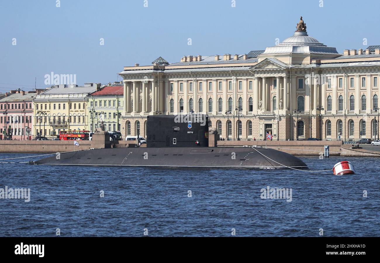 Project 636 3 submarines hi-res stock photography and images - Alamy