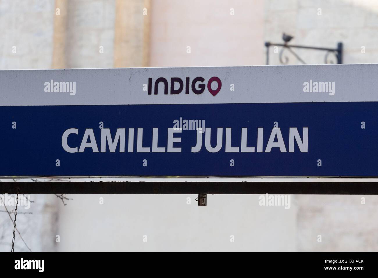 Groupe indigo hi-res stock photography and images - Alamy