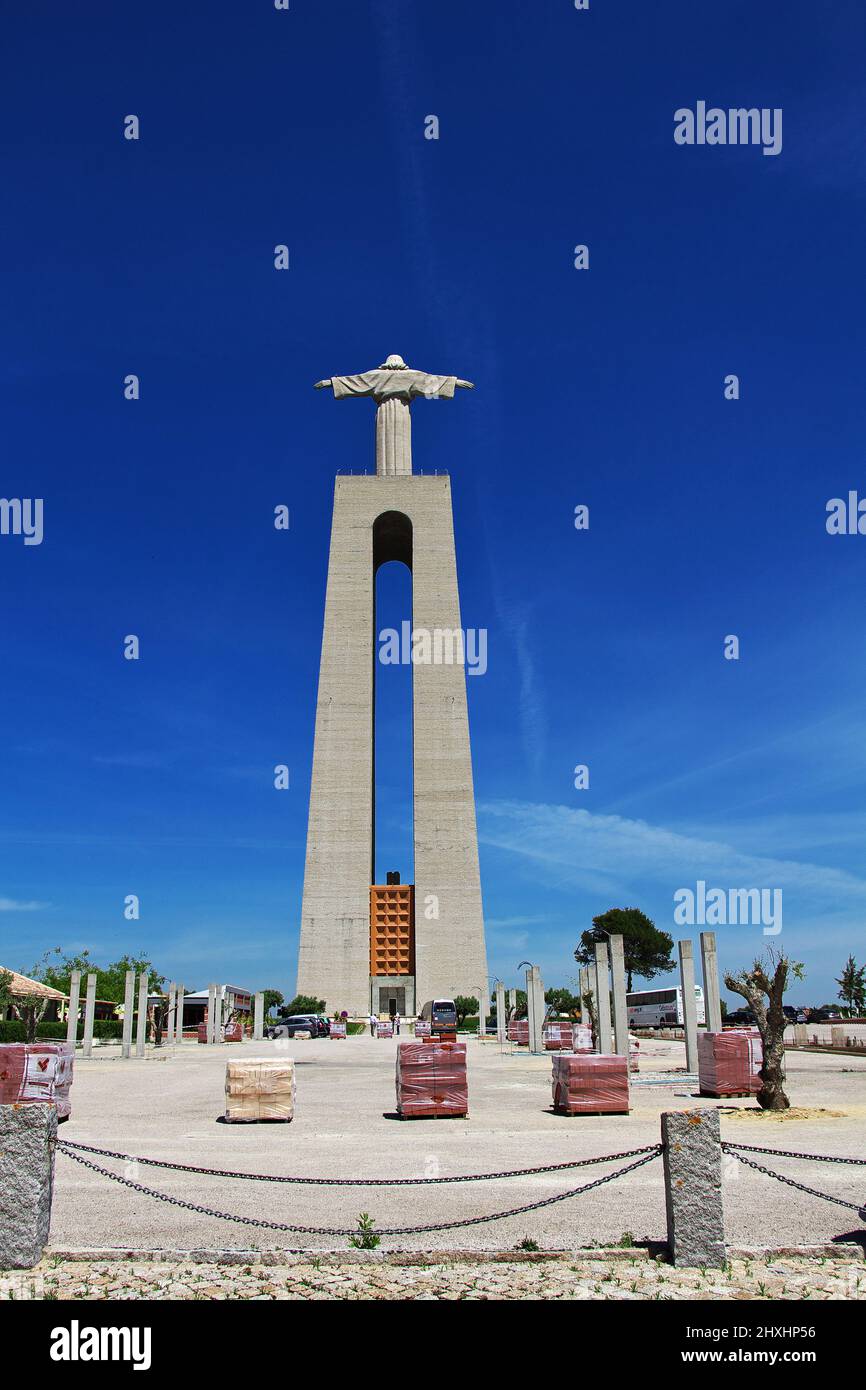 Portugal almada church cristo rei hi-res stock photography and images ...