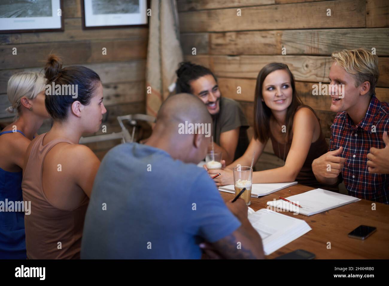 Group classes hi-res stock photography and images - Alamy