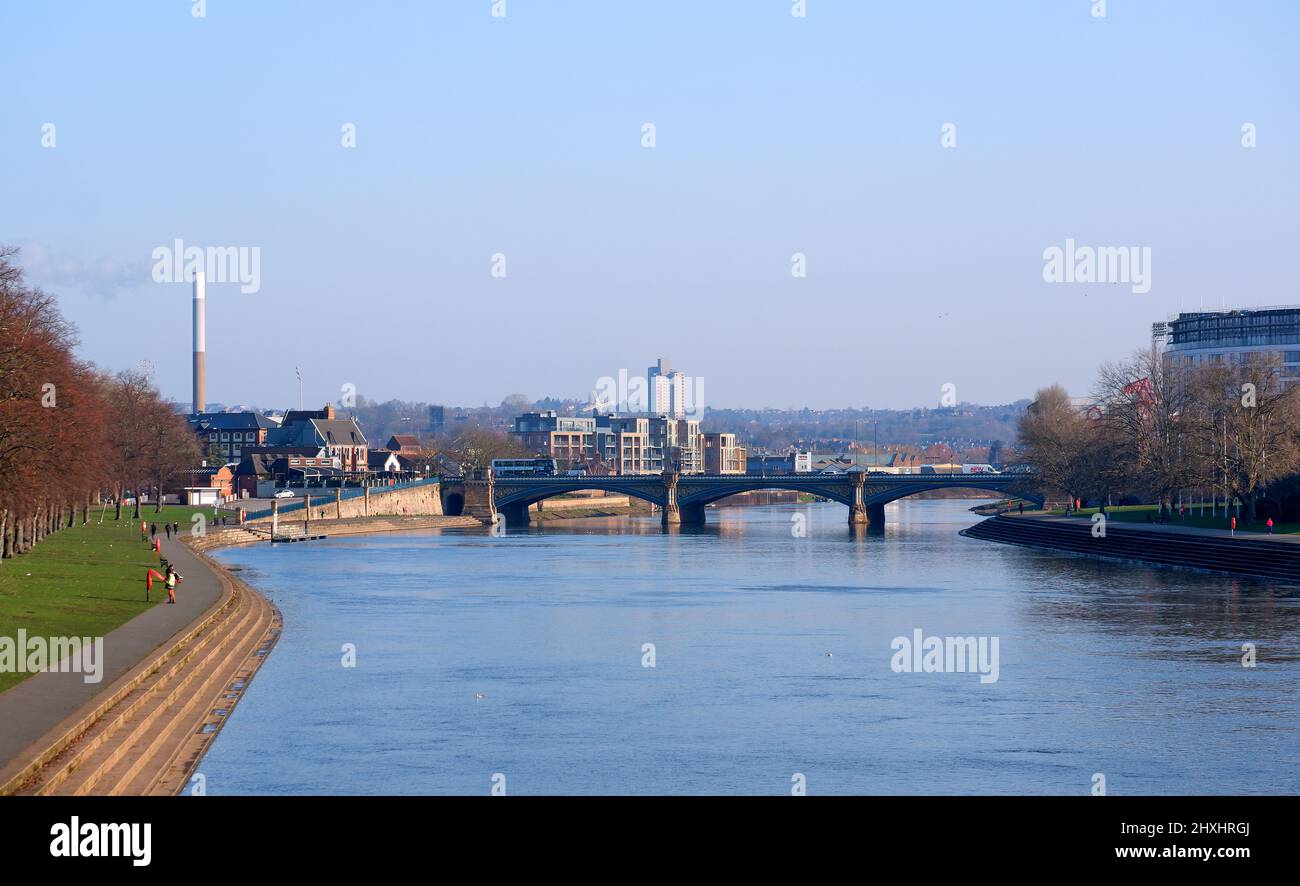 Major road bridge over the River Trent, Nottingham, UK Stock Photo - Alamy