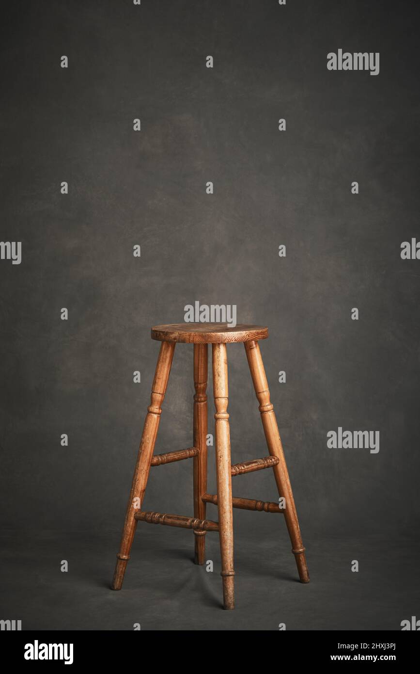 Dark studio chairs hi-res stock photography and images - Alamy