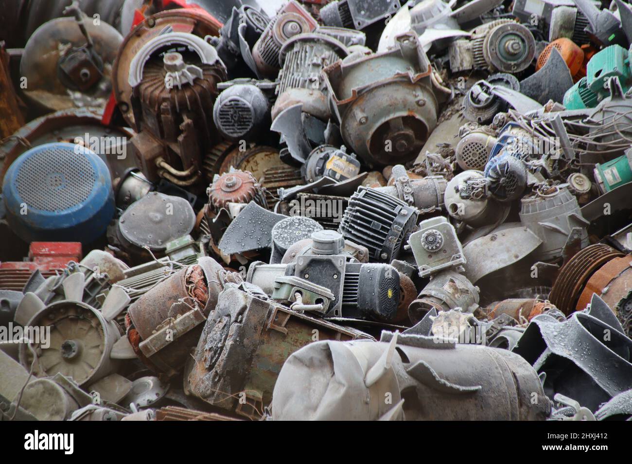 Metal scrap is collected for reuse Stock Photo - Alamy