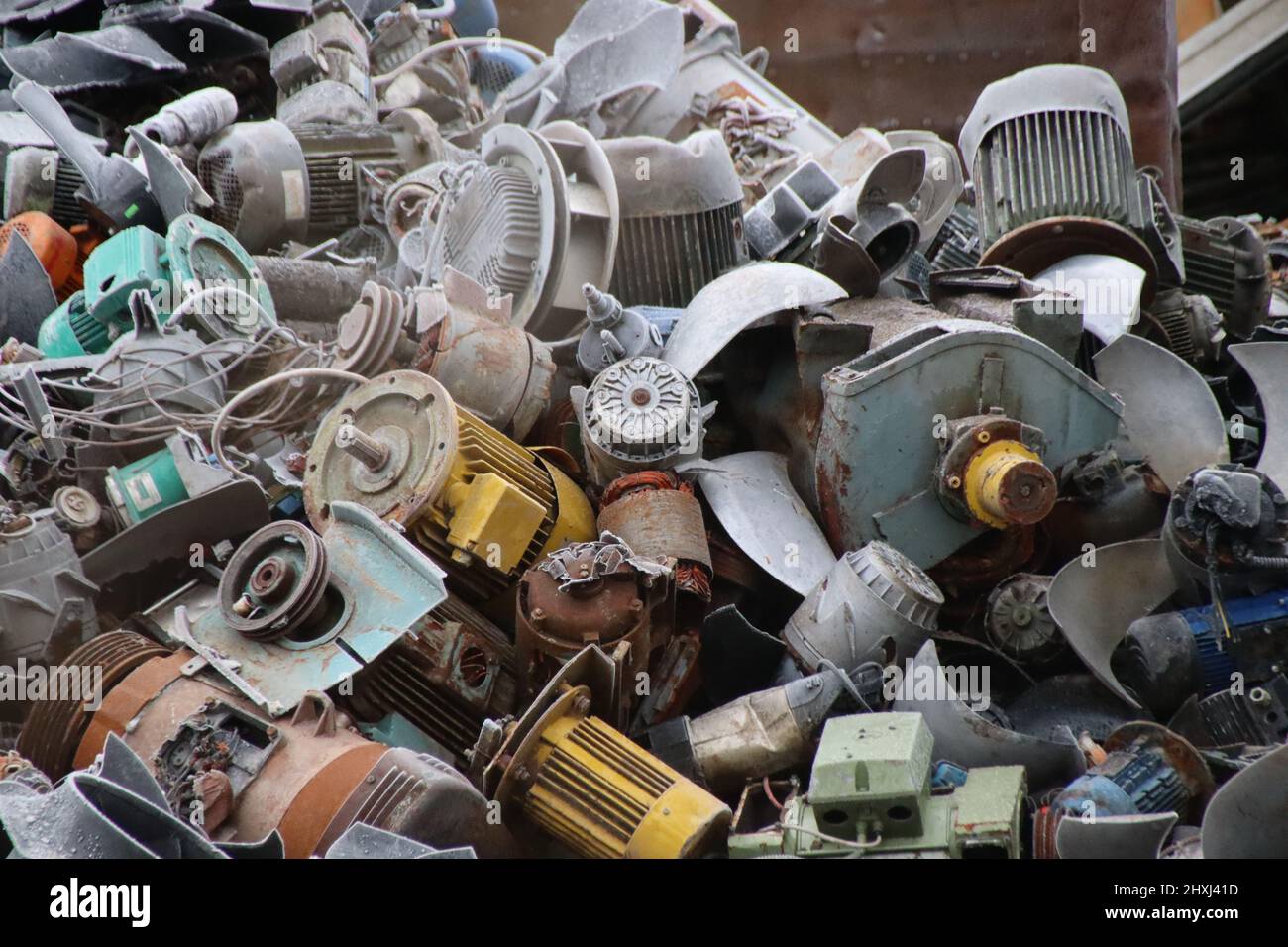 Metal scrap is collected for reuse Stock Photo - Alamy
