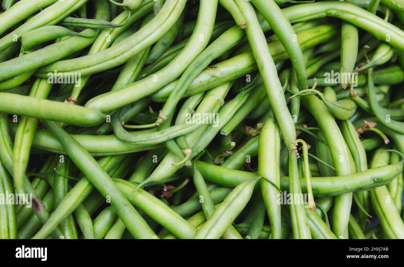 A heap of green runner beans Stock Photo - Alamy