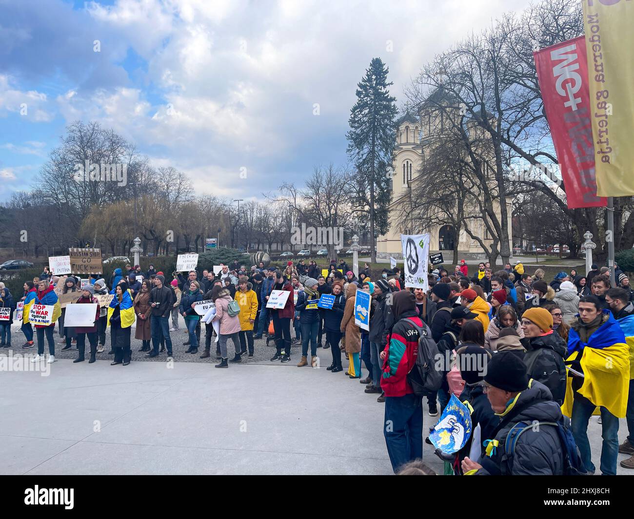 Protest against the war in Ukraine. Crowd of people in the square with ...