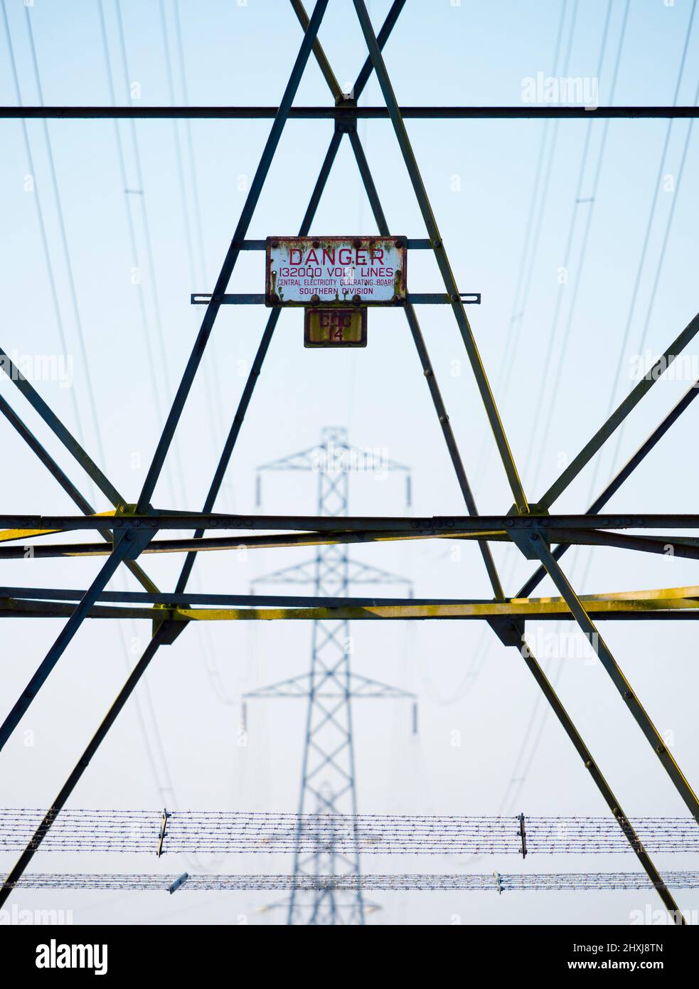 Electricity pylons in Lower Radley Village, winter morning 12 Stock ...