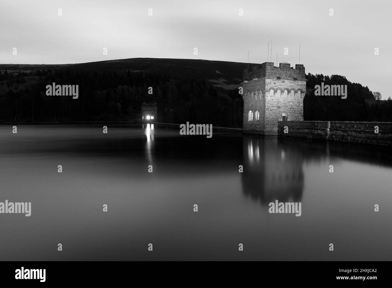 Derwent Dam in the Upper Derwent Valley of The Peak District National ...
