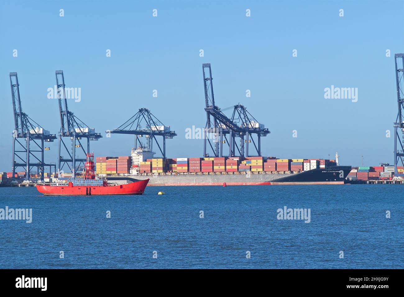 Container ship MSC Lausanne docked at the Port of Felixstowe, Suffolk ...