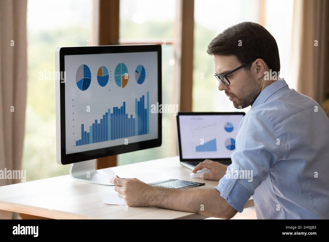 Desktop application hi-res stock photography and images - Alamy