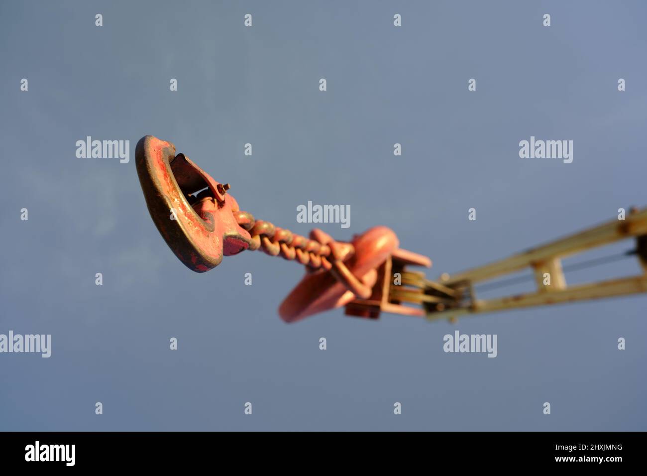 Rigger crane hi-res stock photography and images - Alamy