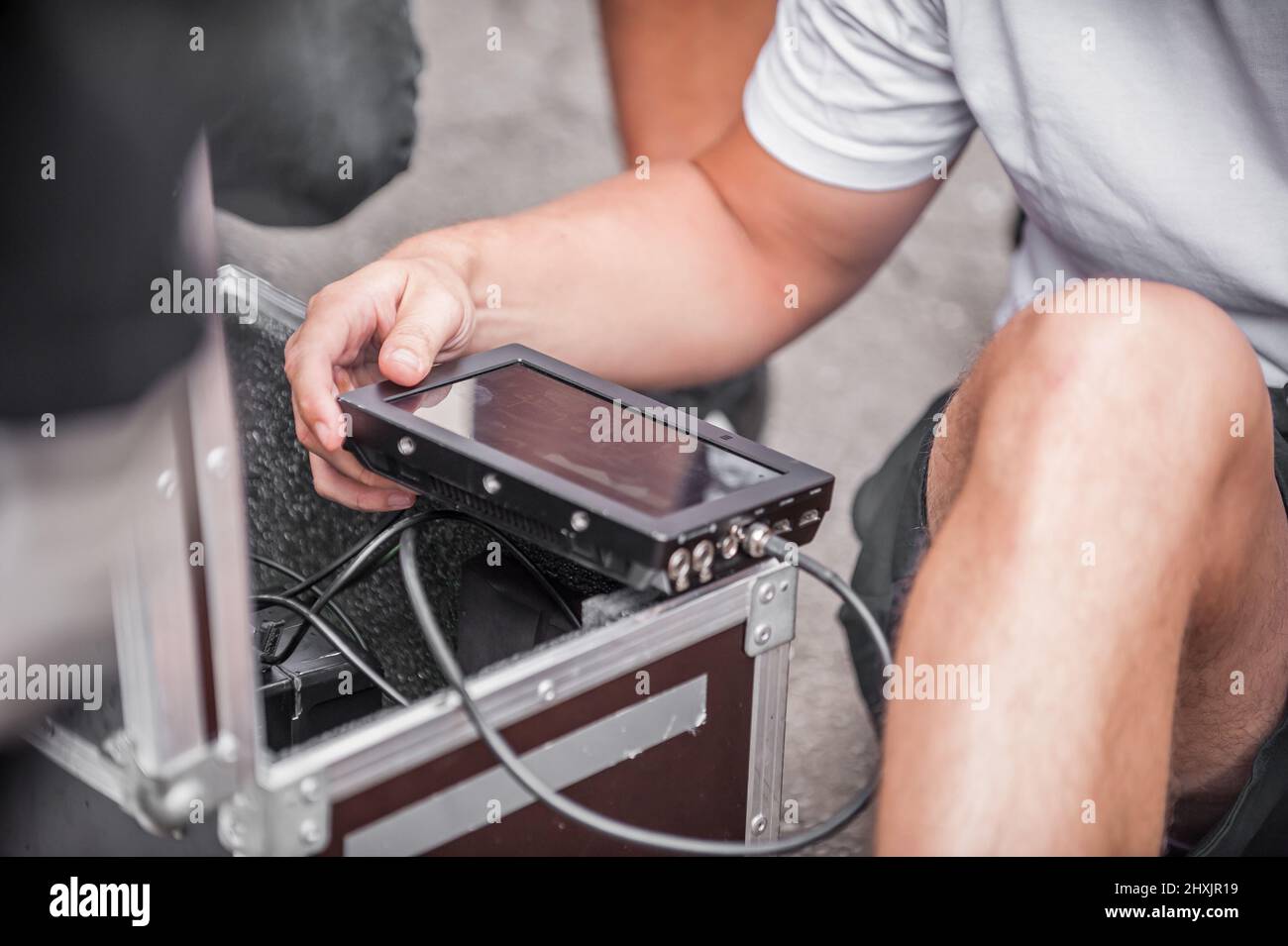 Large location film crew hi-res stock photography and images - Alamy