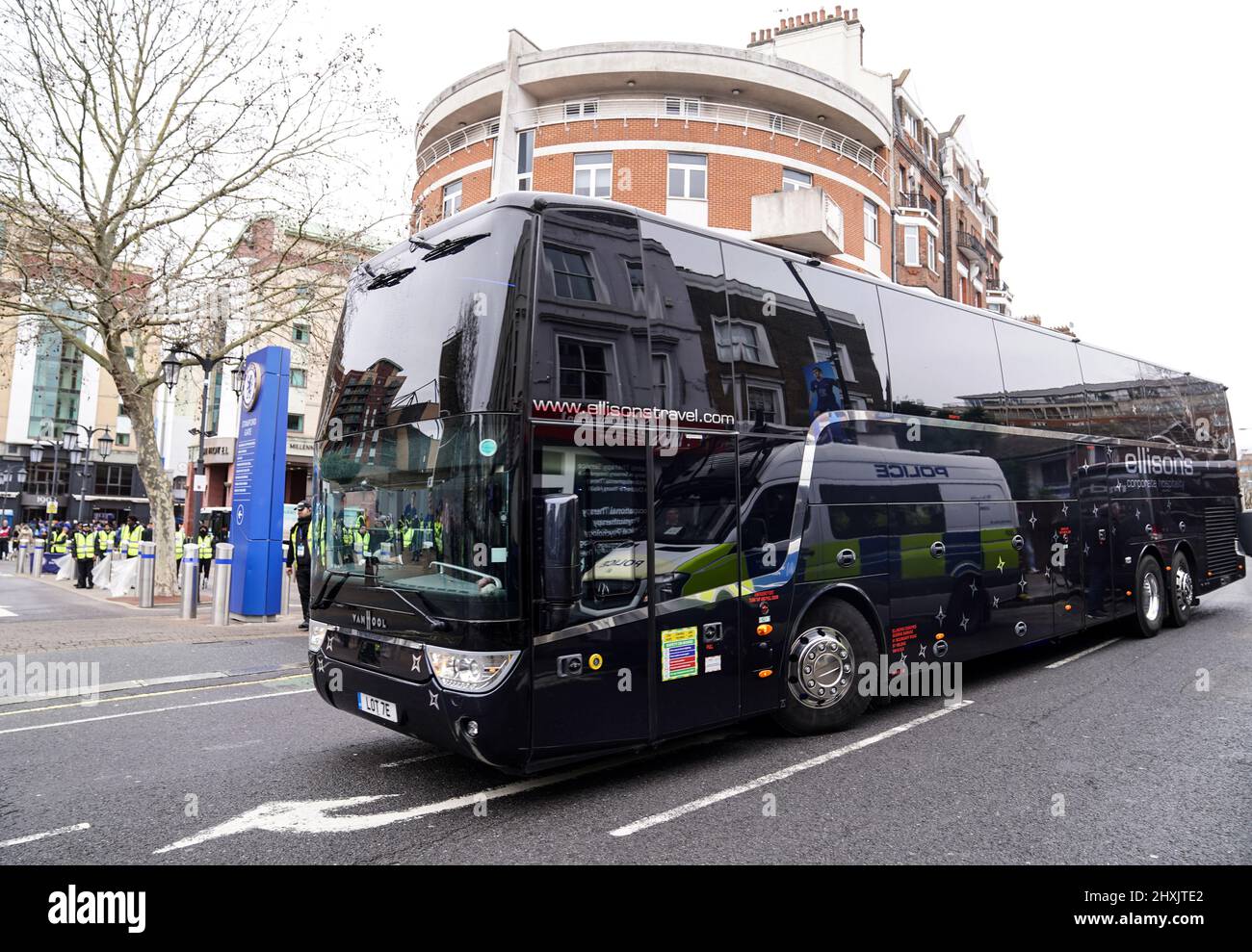 Chelsea Team Bus 862 Chelsea Team Bus Stock Photos, High Res Pictures,