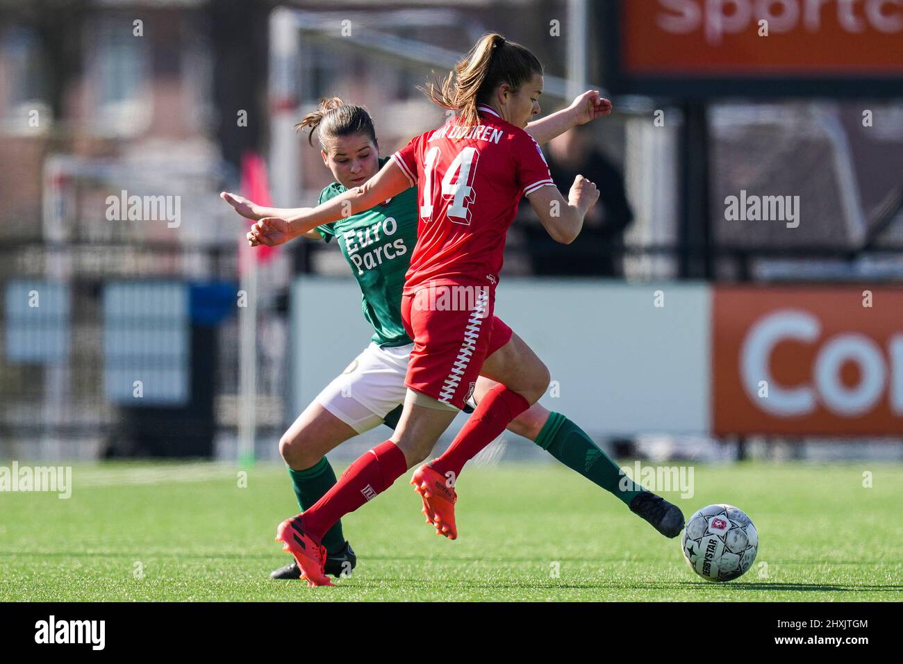 Kayleigh van dooren of fc twente vrouwen hi-res stock photography and images - Alamy