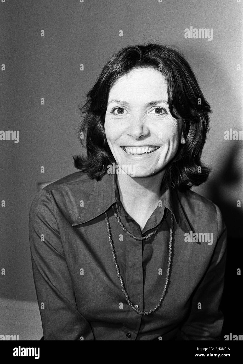Presenter journalist joan bakewell hi-res stock photography and images ...