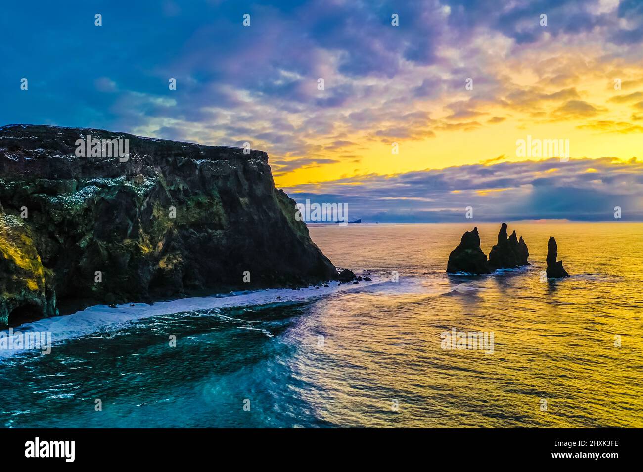 Amazing aerial view high cliffs hi-res stock photography and images - Alamy