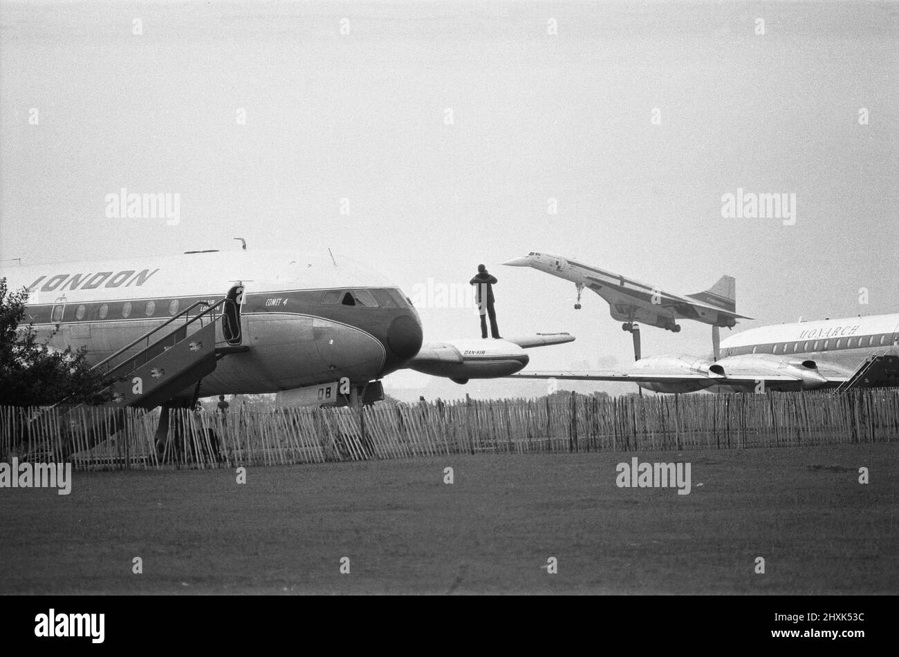 Chief test pilot hi-res stock photography and images - Alamy