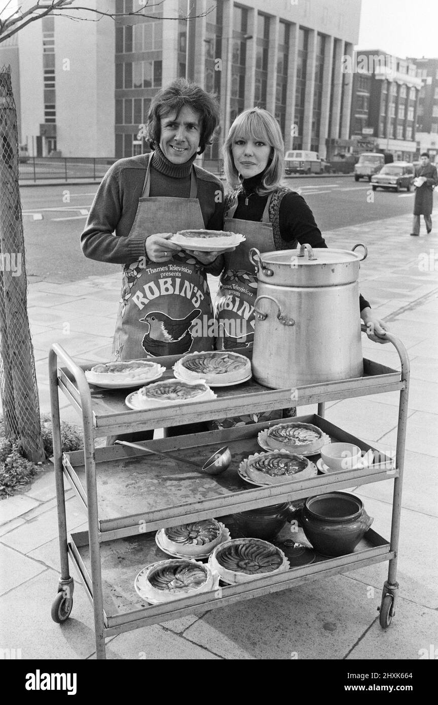 Richard O'Sullivan and Tessa Wyatt pose for the photocall for the ITV ...