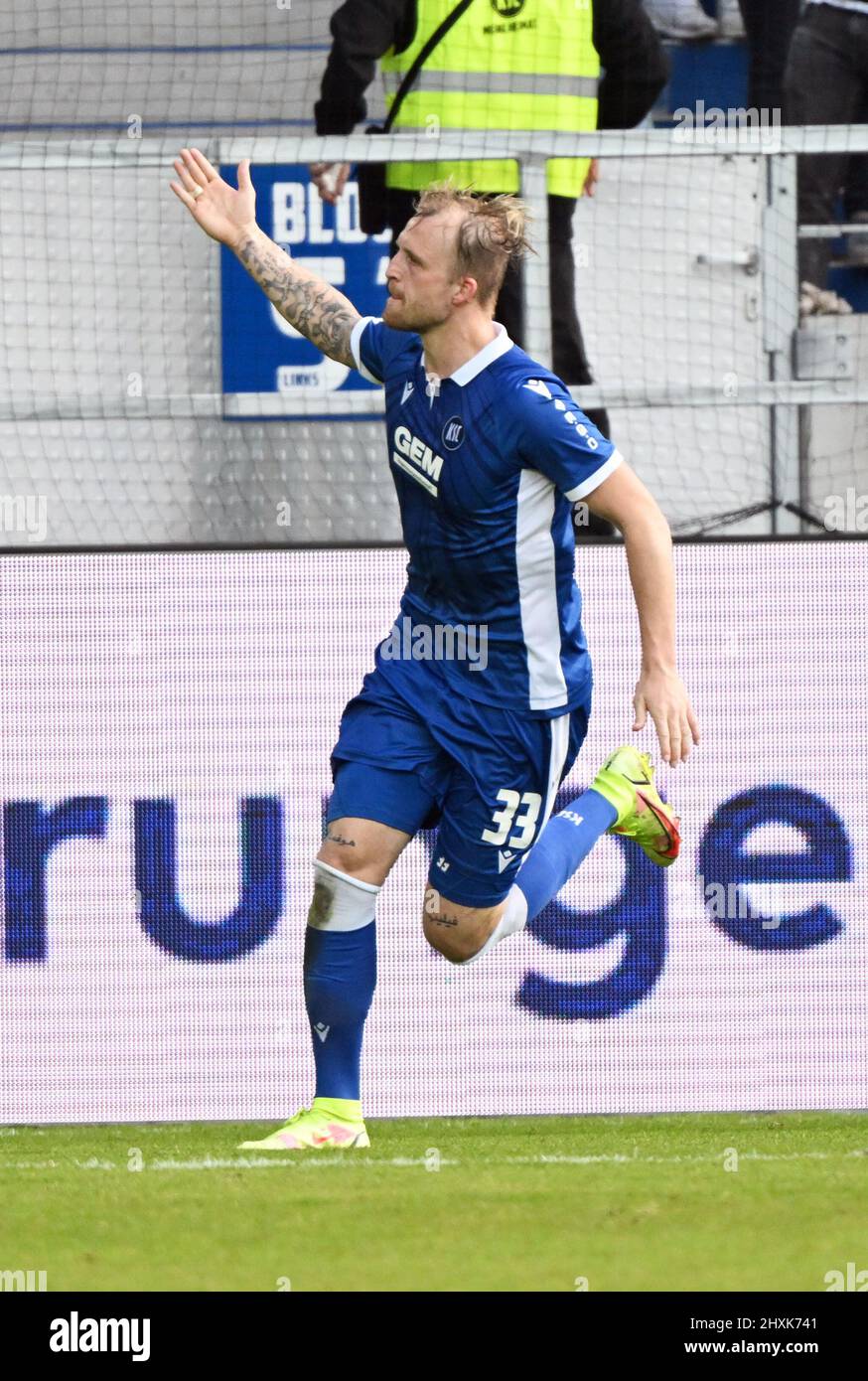 Karlsruhe, Germany. 13th Mar, 2022. Soccer: 2nd Bundesliga, Karlsruher ...
