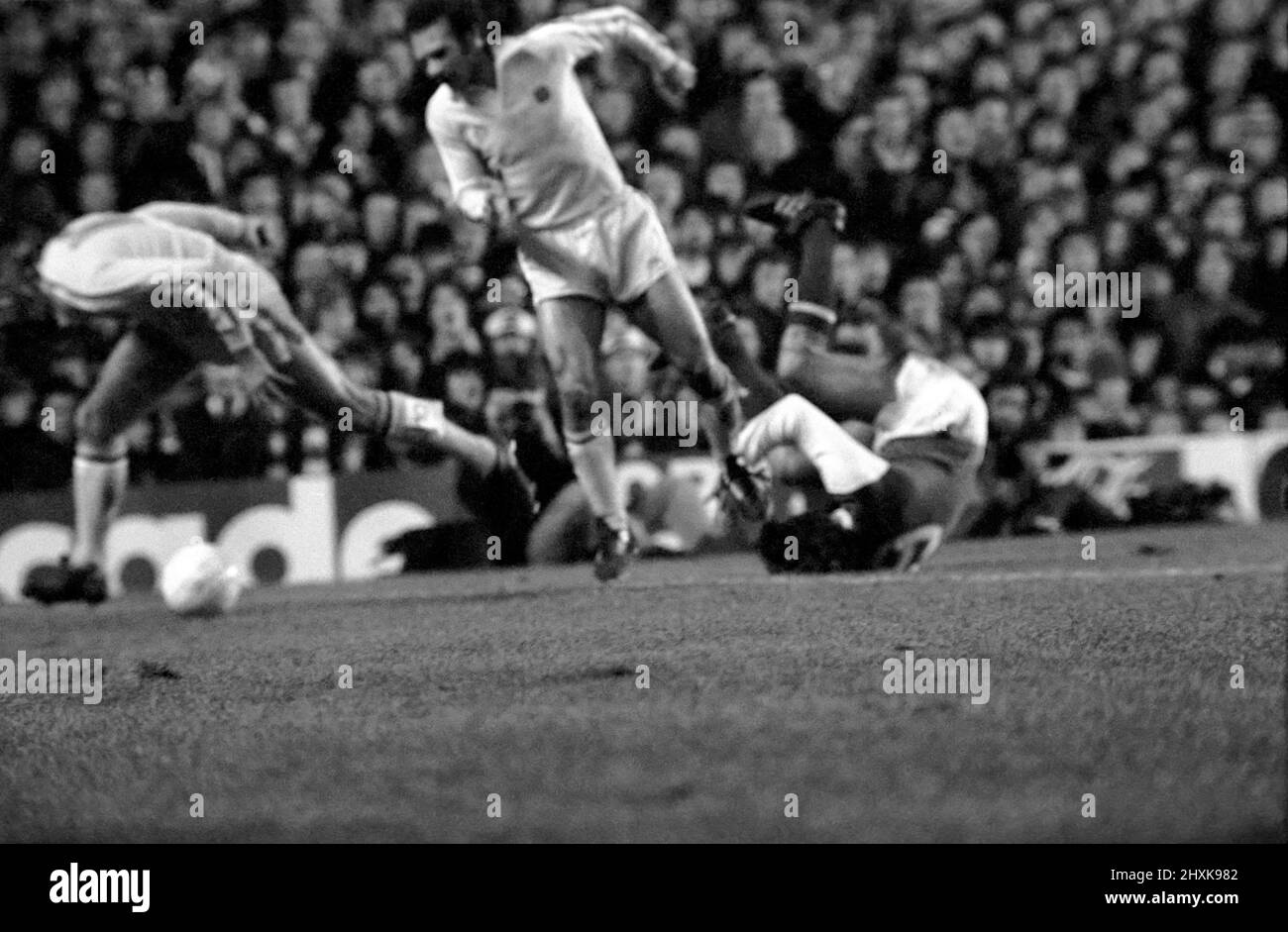 Football: Arsenal (1) vs. Leeds United (1). Division I. January 1977 77 ...