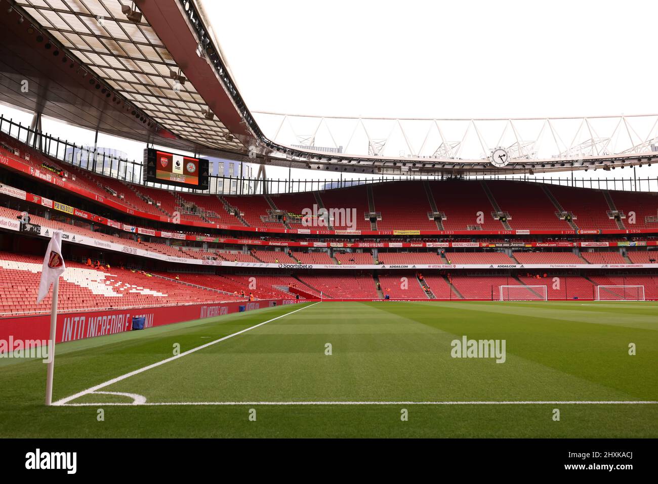 13th March 2022 ; The Emirates, Islington, London, England. Premier ...
