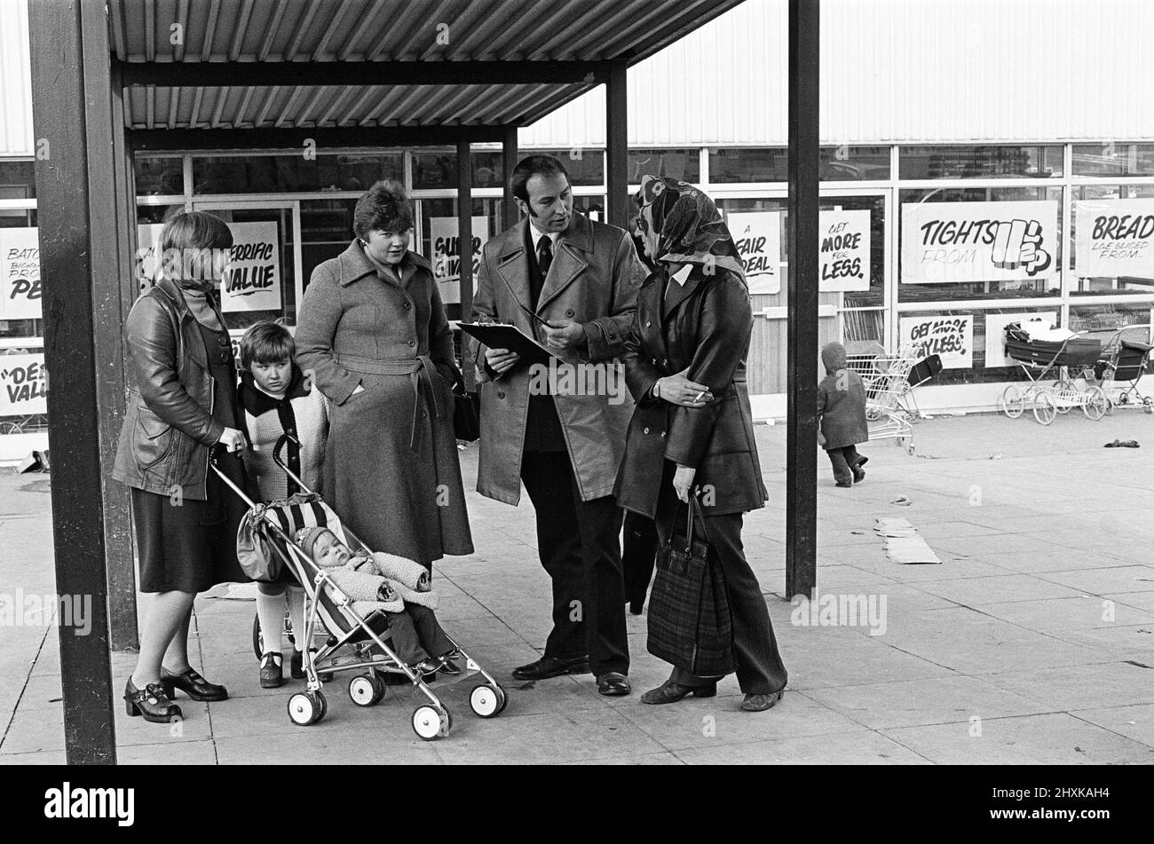 Frank Dee Supermarket, Teesside. 1976 Stock Photo - Alamy