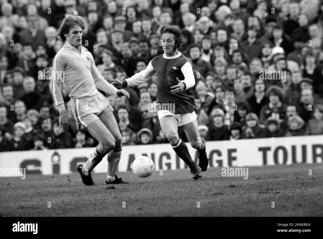 Football: Arsenal (1) vs. Leeds United (1). Division I. January 1977 77 ...