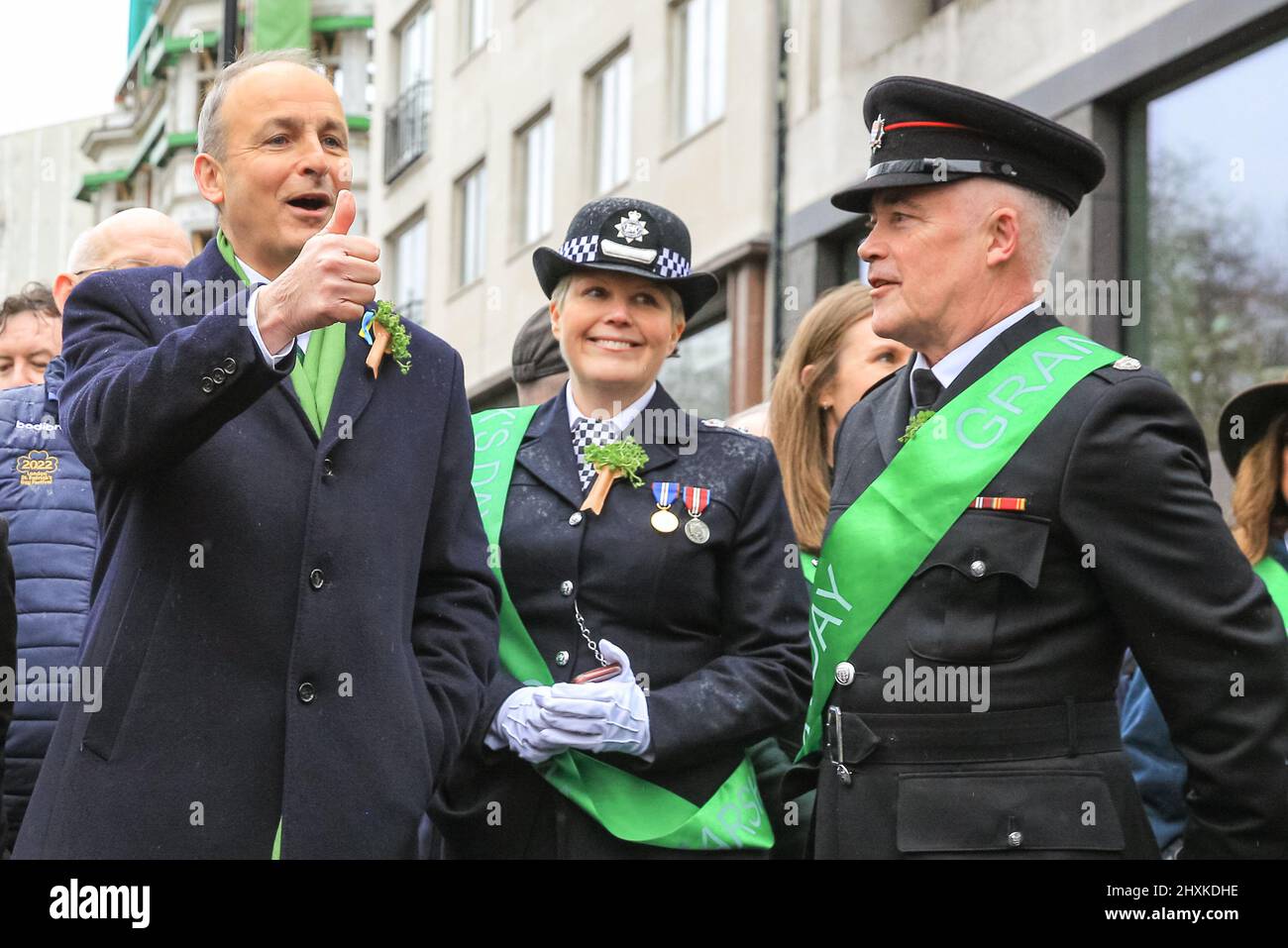 Parade marshals hi-res stock photography and images - Alamy