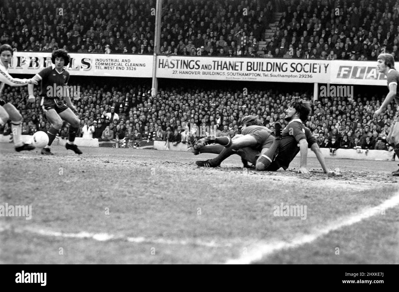 F.A. Cup. Southampton (1) vs. Chelsea (1). Chelsea "Keeper John ...