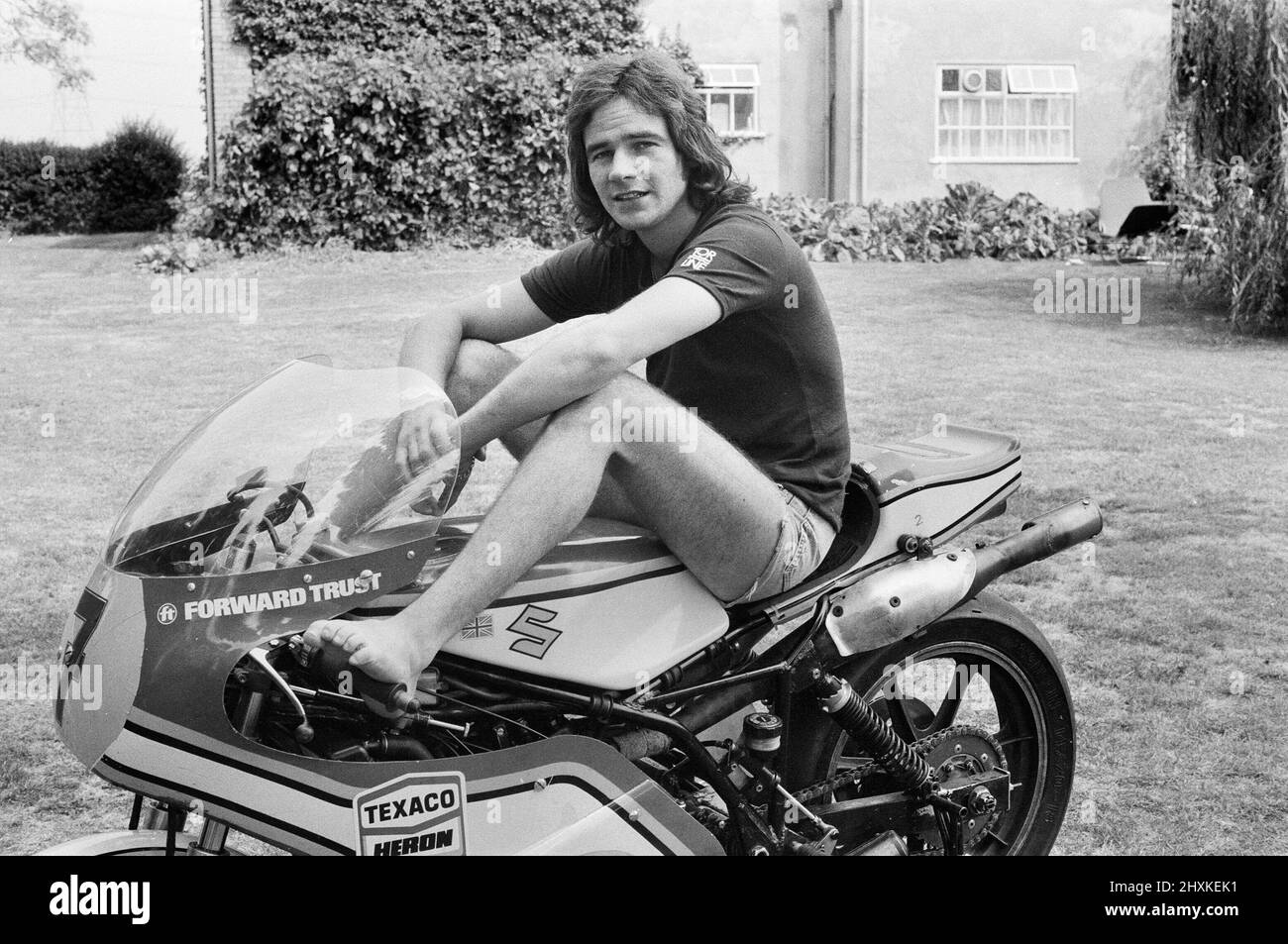 Britiain's new World Motorcycle racing Champion Barry Sheene relaxing ...