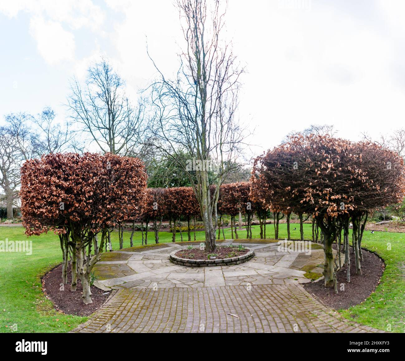 West ham park garden hi-res stock photography and images - Alamy