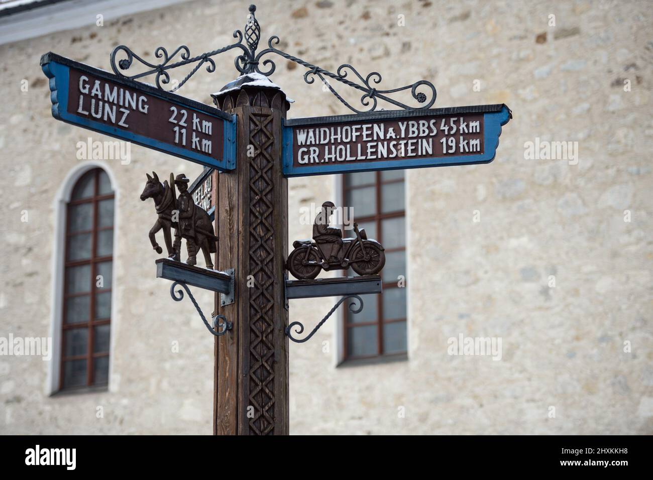 Old wooden road sign hi-res stock photography and images - Alamy