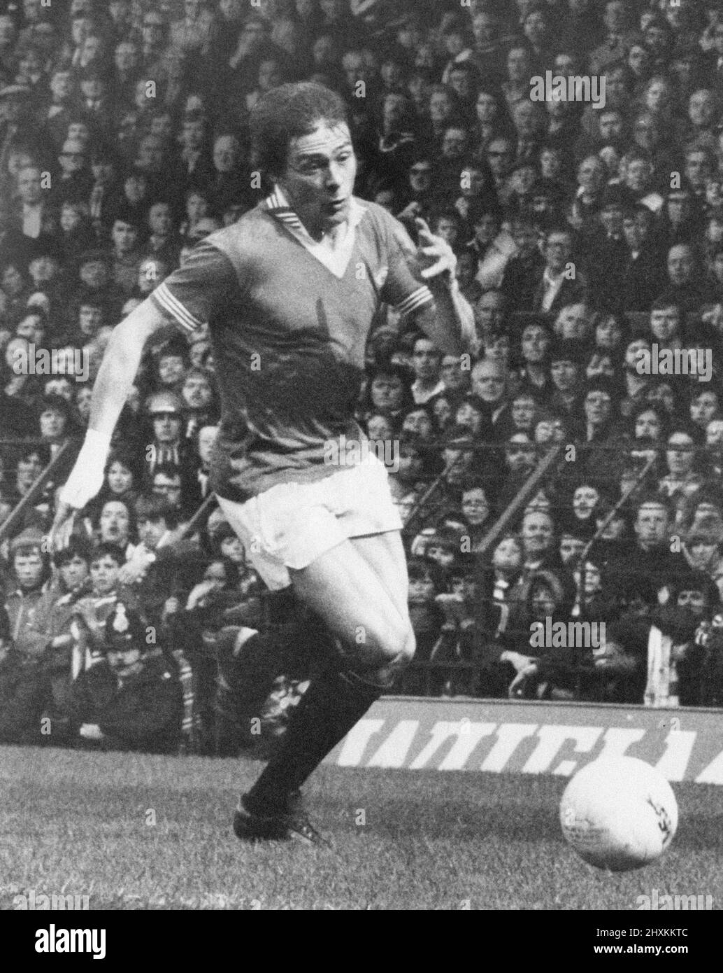 Stuart Pearson, Manchester United player in action, Old Trafford ...