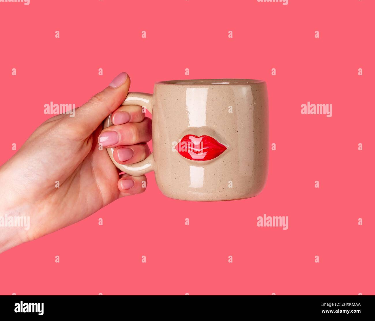 Lips kiss hi-res stock photography and images - Alamy