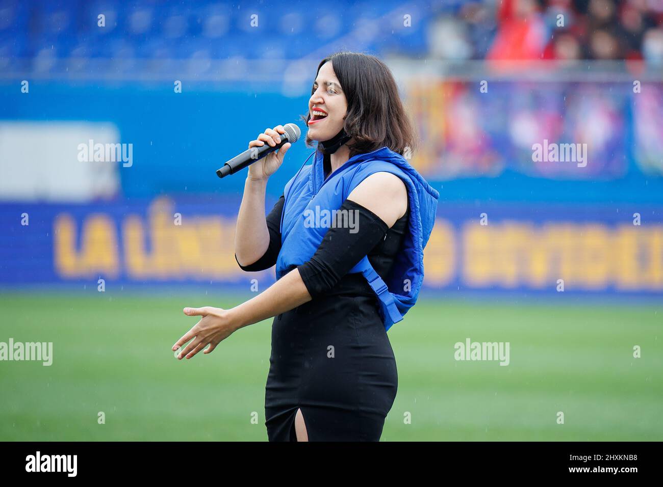 Barcelona, Spain. 13th Mar, 2022. Maria Arnal sings prior to the ...