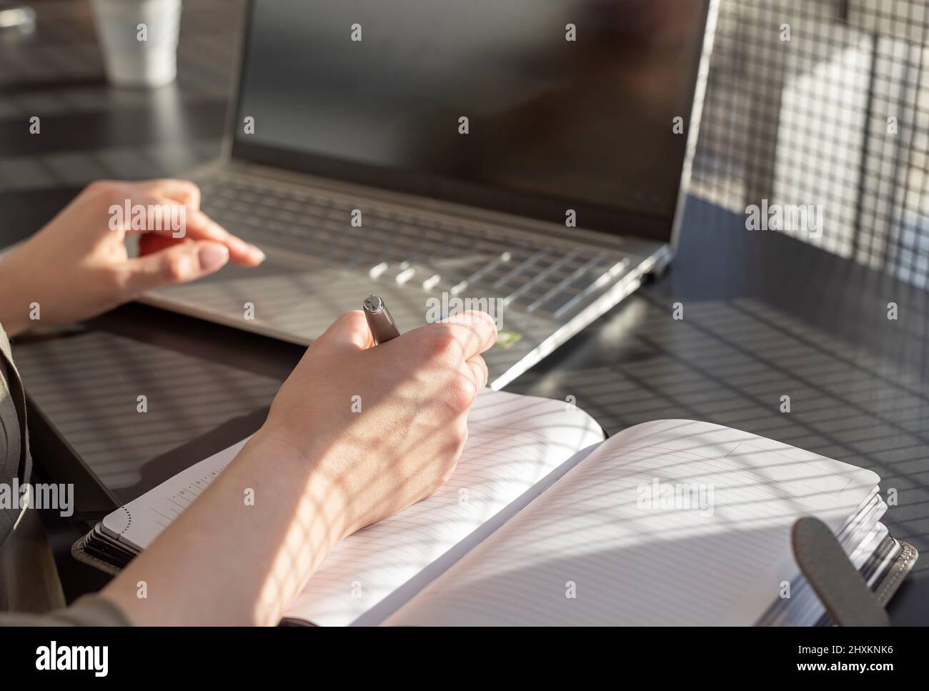 Computer entrepreneur hi-res stock photography and images - Alamy