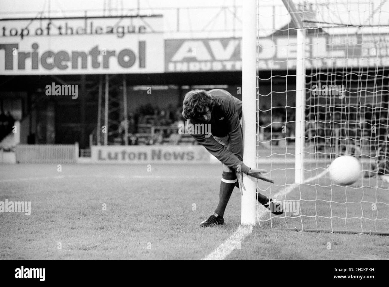Luton arsenal hi-res stock photography and images - Alamy