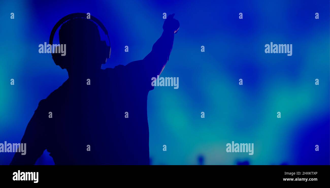 Professional disc jockey hi-res stock photography and images - Alamy